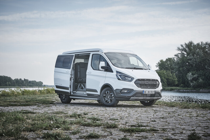 Bürstner Copa - Ford Transit Custom | DE JONG Kampeer & Recreatie