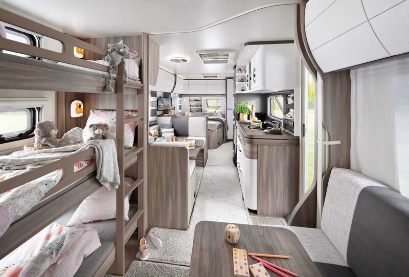 Hobby Excellent Edition 650 KMFe | De Jong - Kampeer & Recreatie